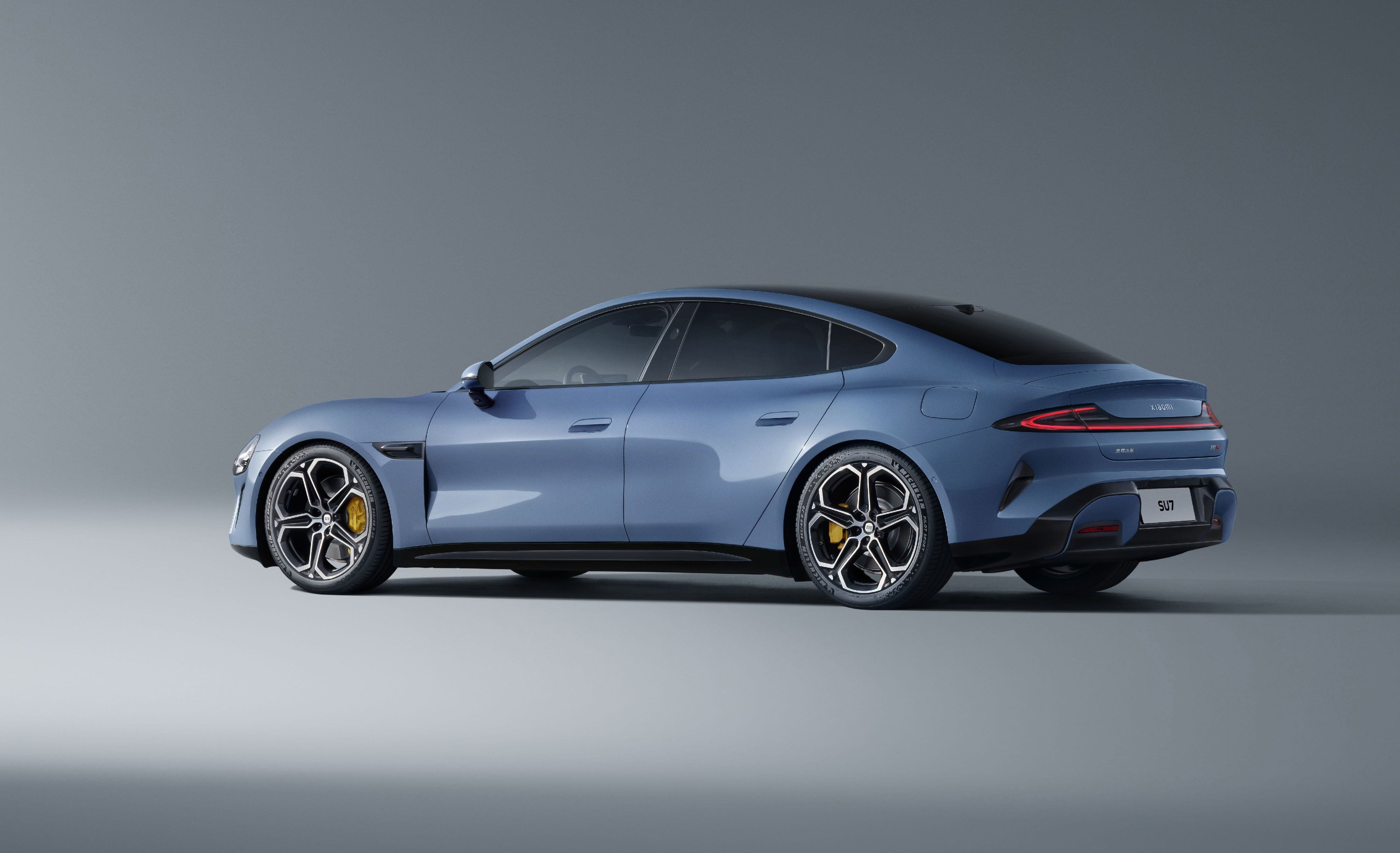 Xiaomi SU7 Price - Features, Images, Colours, Variants